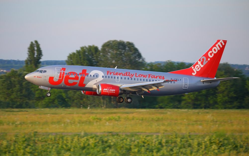 Jet2 First Officers | FlightDeckFriend.com