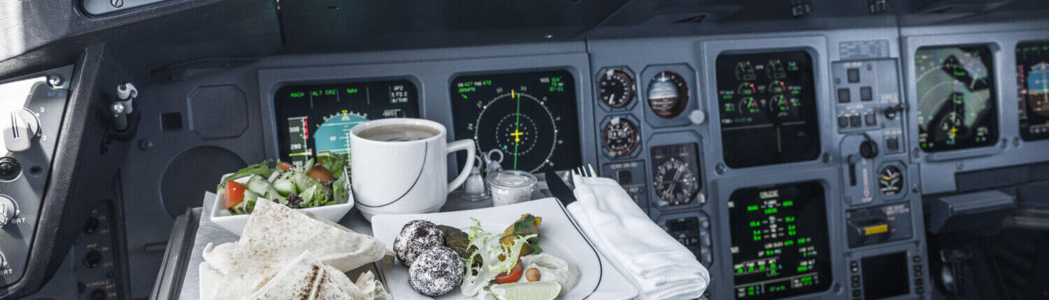 Can Pilots Eat The Same Meal