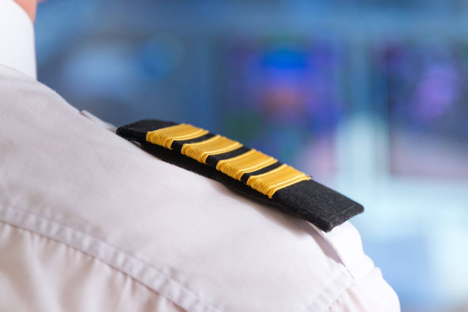 How Long it Takes to Become a Captain of a Passenger Jet